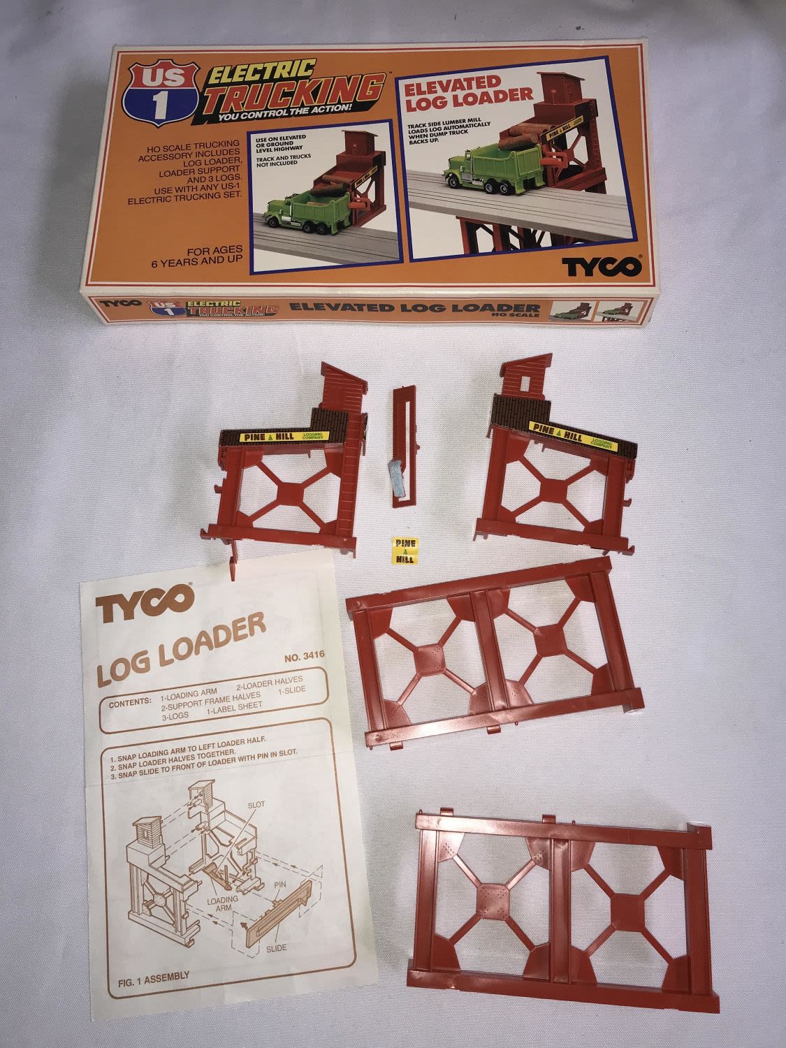 Lot 185 - TYCO Elevated Log Loader Accessory | The Lodge Auction House