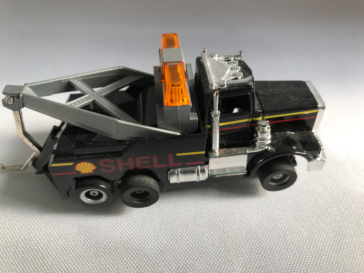 Lot 190 - TYCO Shell Highway Wrecker & Wrecker Set -org box | The Lodge ...