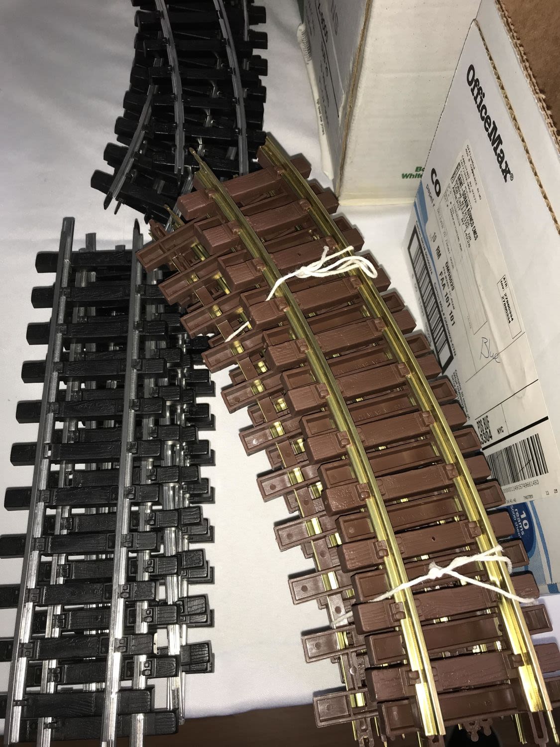 Lot 203 - G Gauge Track - Silver & Gold | The Lodge Auction House