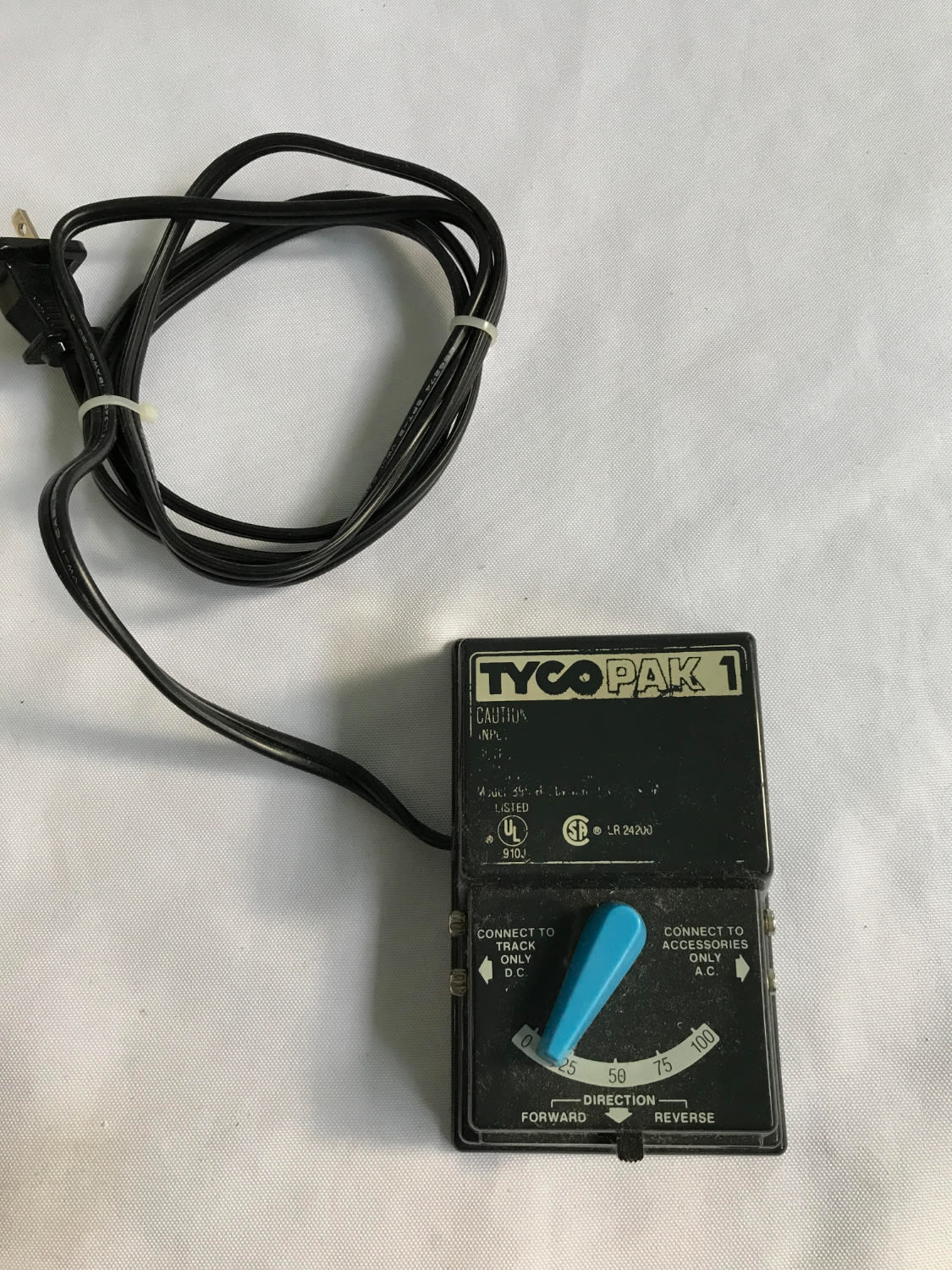 Lot 256 – TYCO Pak 1 UL Listed 910-J Power Supply – The Lodge Auction House