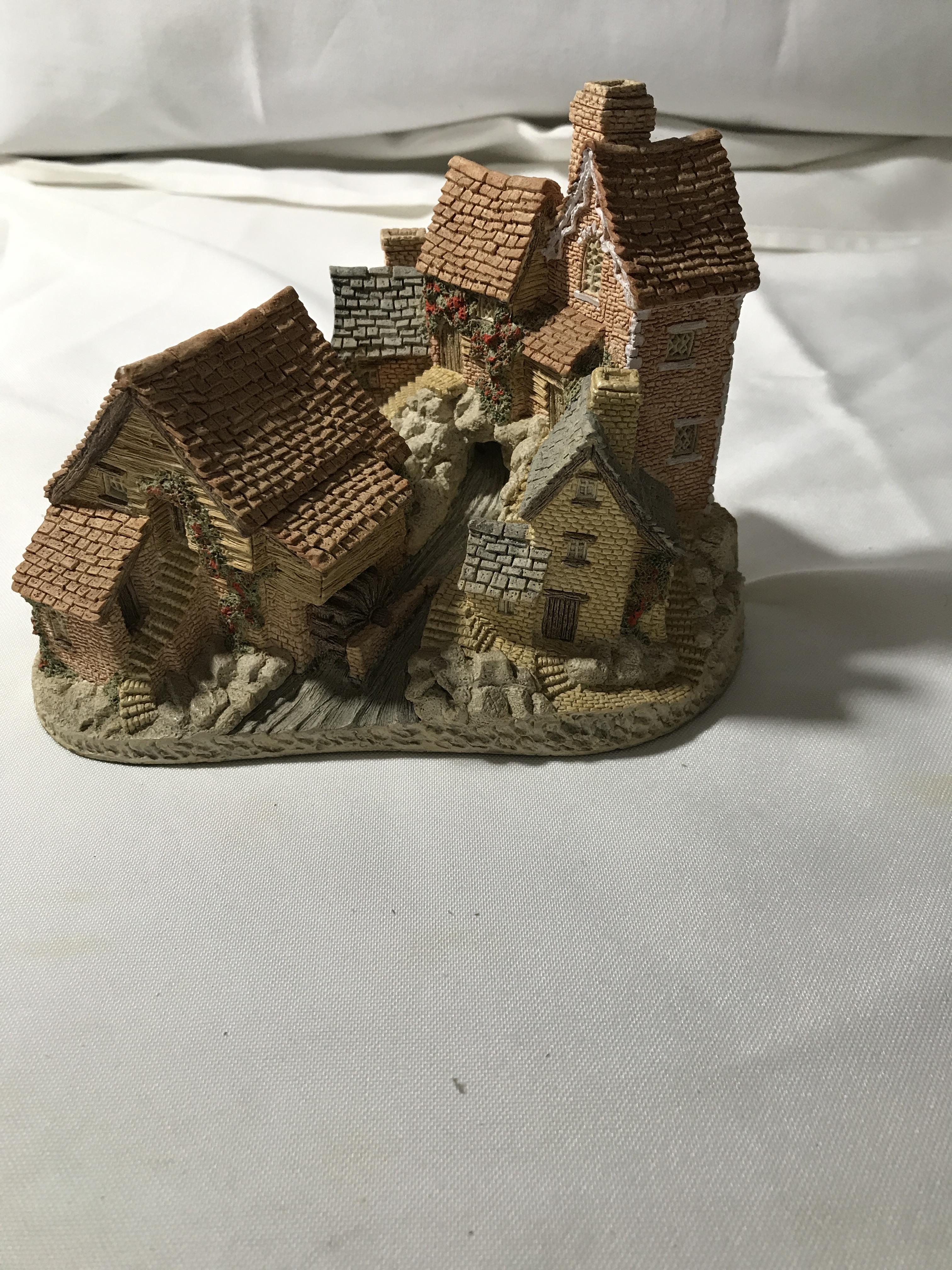 Lot 91 – David winter collection handmade and hand-painted – The Lodge ...