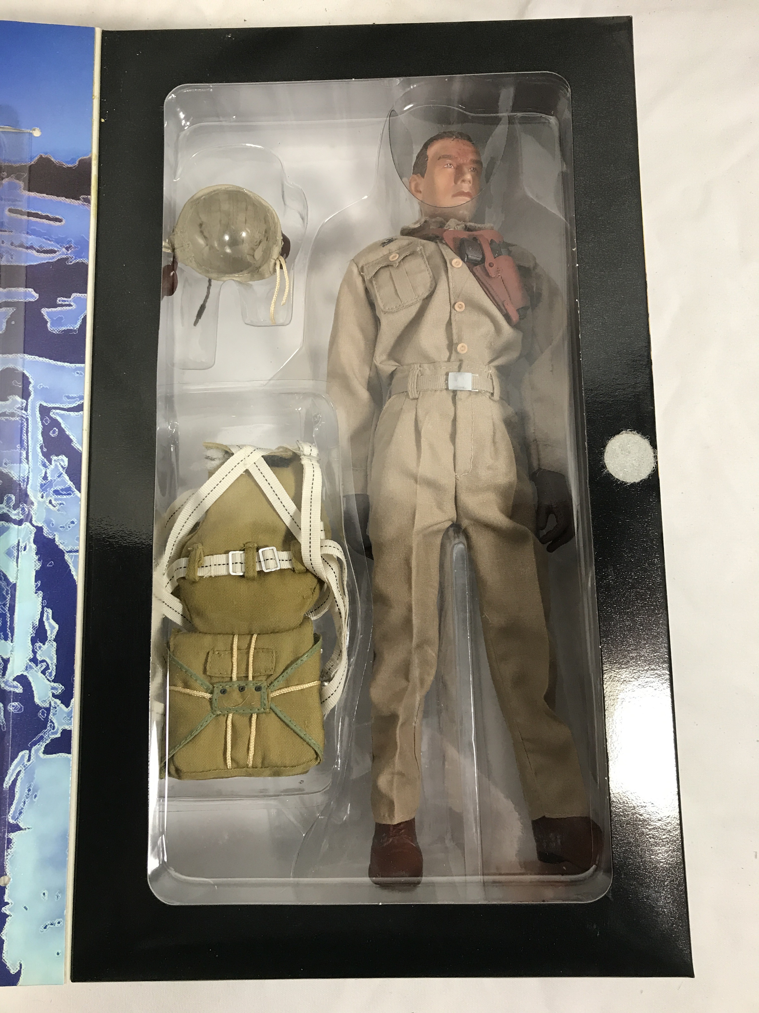 Lot 146 - Dragon Models Flying Tigers Action Figure | The Lodge Auction ...