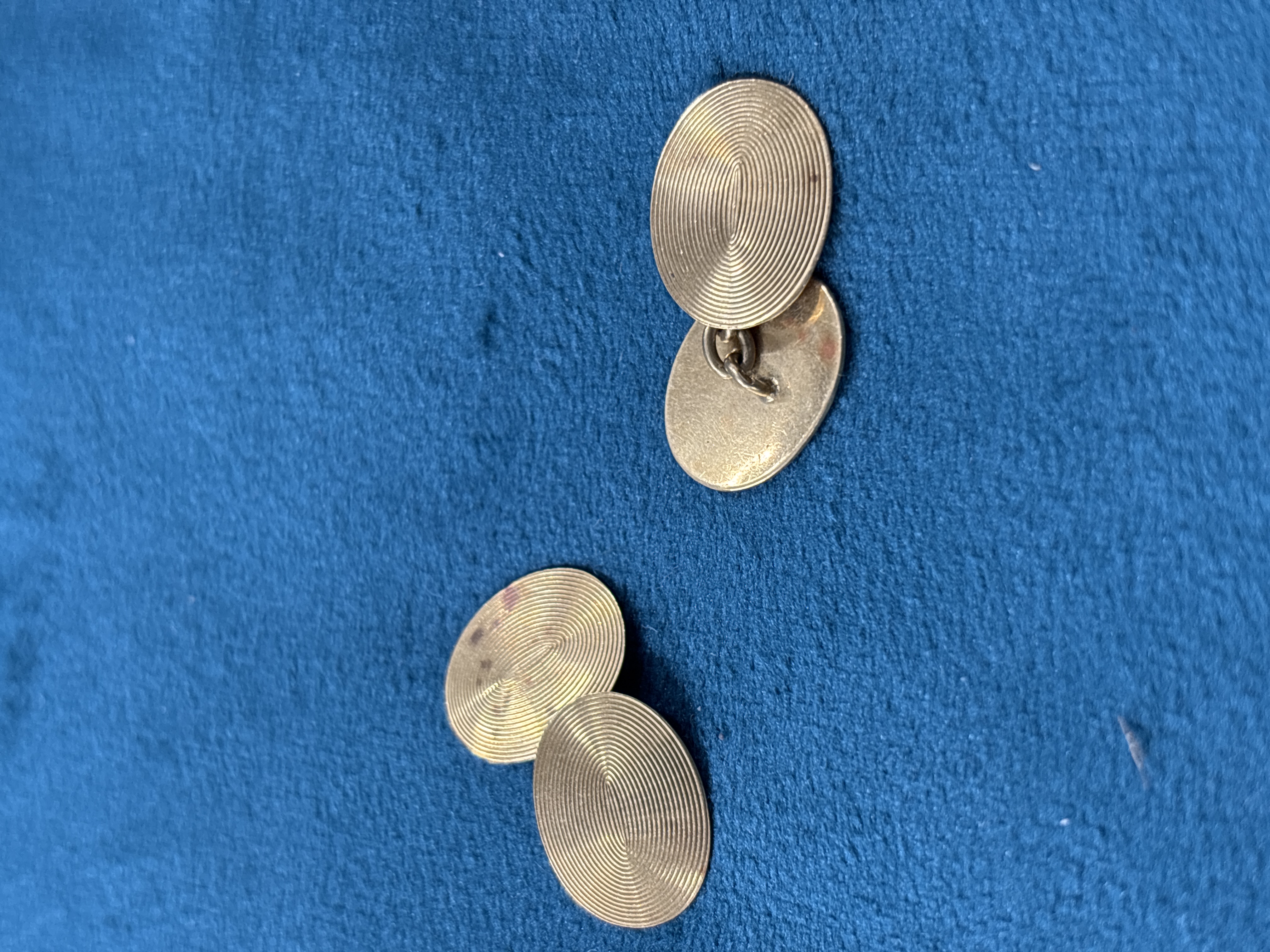 Lot 660 – Yellow Gold Oval Spiral Pattern Cufflinks, Believed to be 18k ...