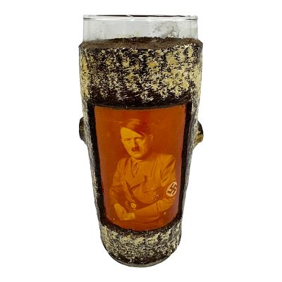 Lot 307 - Adolf Hitler Souvenir Drinking Glass - Obersalzberg | Frank ...