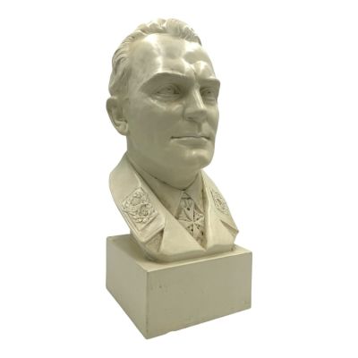Lot 5 - HERMANN GOERING PORCELAIN BUST BY PROF. POERTZEL | Valkyrie ...