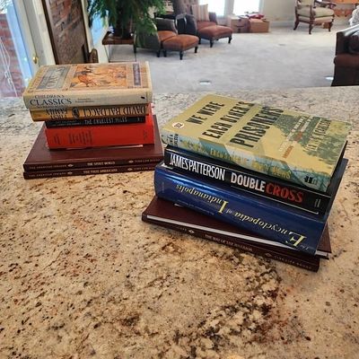 Lot 552 - Group of 11 Books • Wickliff Auctioneers